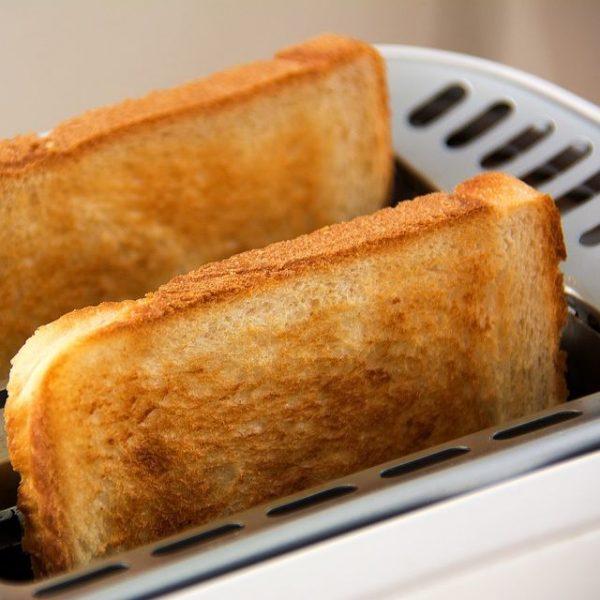 Lanzando un Toast – Aplicaciones Móviles Multimedia